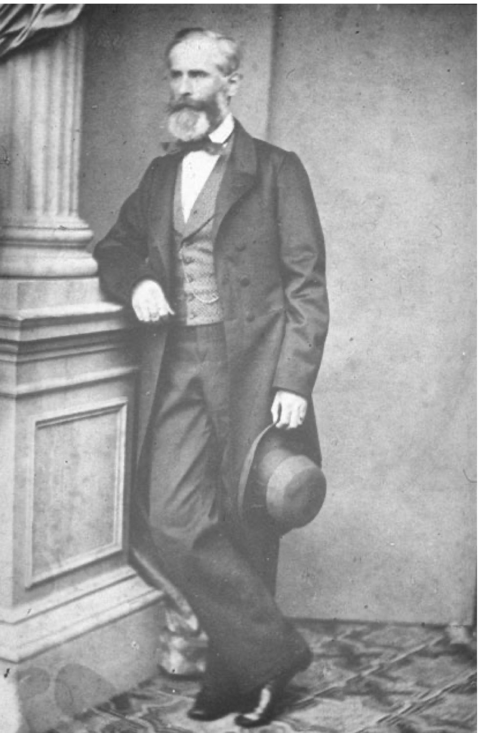 骨梁構造の発見 | 大腿骨頚部骨折からスキー復帰まで